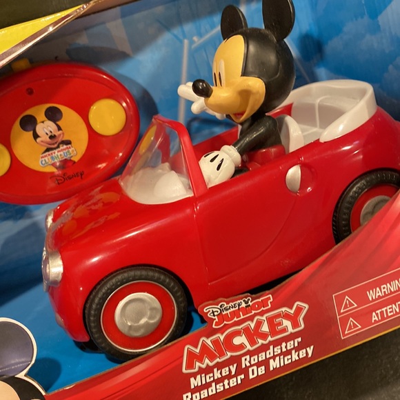 Disney | Toys | Disney Junior 3 Years Mickey Roadster 24 Ghz Car With ...